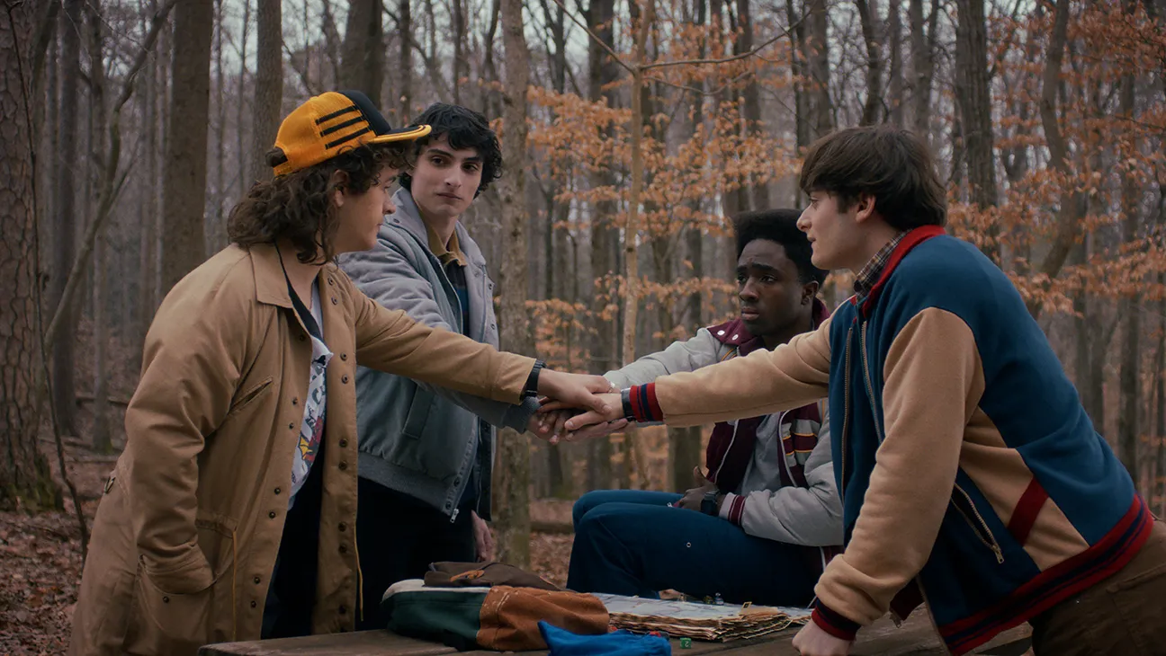 Stranger Things Finale Runtime Confirmed: 2 Hours, 500+ Theaters | No ...